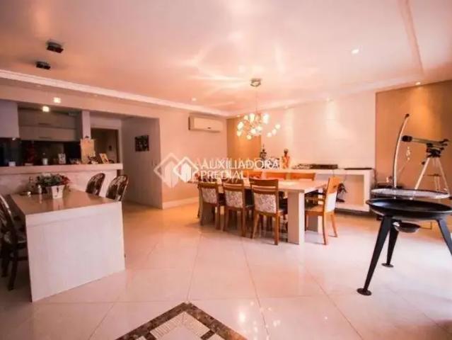 Casa / Sobrado em Condomínio para Locação em Porto Alegre/RS Jardim Carvalho 5 Quartos