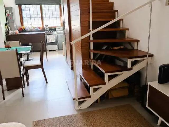 Casa / Sobrado em Condomínio para Locação em Porto Alegre/RS Jardim do Salso 2 Quartos