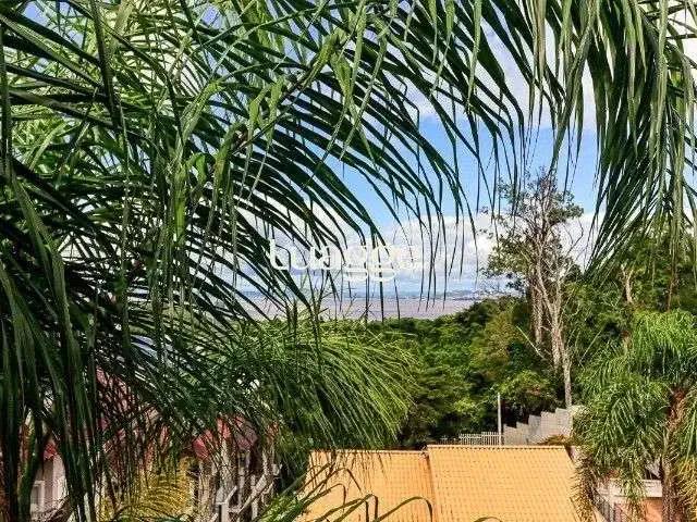Casa / Sobrado em Condomínio para Locação em Porto Alegre/RS Jardim Isabel 3 Quartos