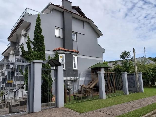 Casa / Sobrado em Condomínio para Locação em Porto Alegre/RS Jardim Isabel 3 Quartos