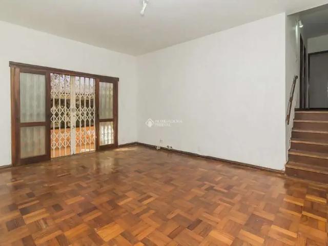 Casa / Sobrado em Condomínio para Locação em Porto Alegre/RS Jardim Itu Sabará 5 Quartos