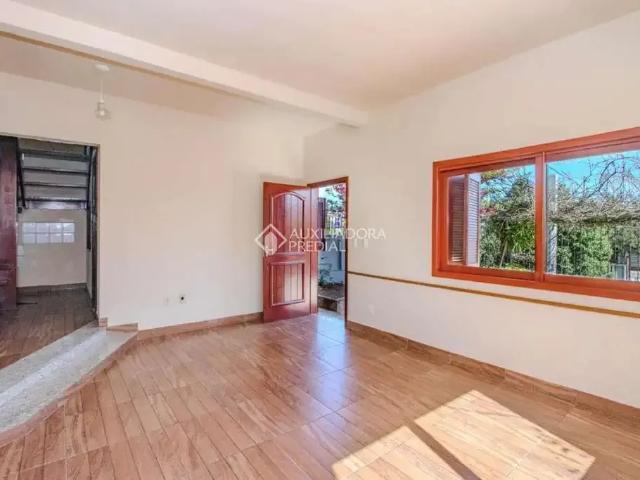 Casa / Sobrado em Condomínio para Locação em Porto Alegre/RS Jardim Leopoldina 4 Quartos