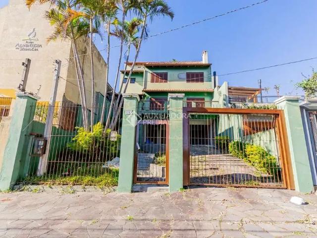 Casa / Sobrado em Condomínio para Locação em Porto Alegre/RS Morro Santana 4 Quartos