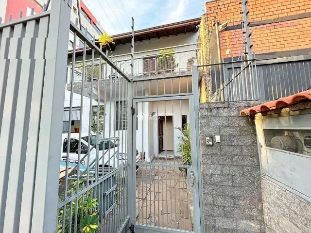 Casa / Sobrado em Condomínio para Locação em Porto Alegre/RS Passo da Areia 3 Quartos