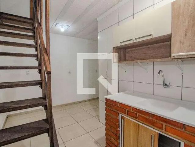 Casa / Sobrado em Condomínio para Locação em Porto Alegre/RS Rubem Berta 1 Quartos
