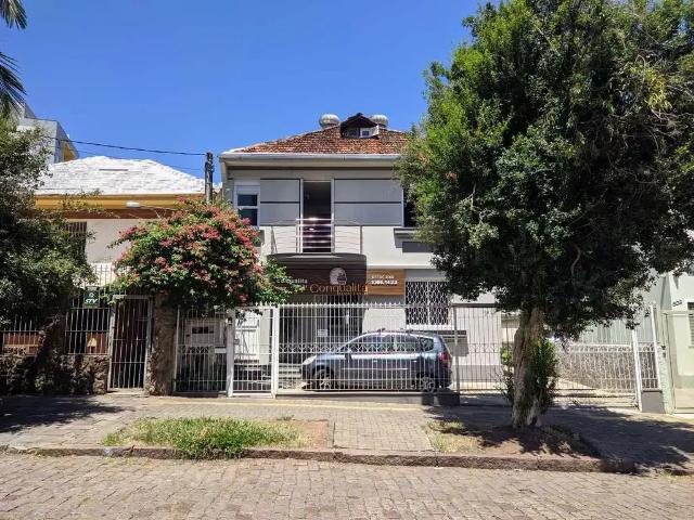 Casa / Sobrado em Condomínio para Locação em Porto Alegre/RS São Geraldo 3 Quartos