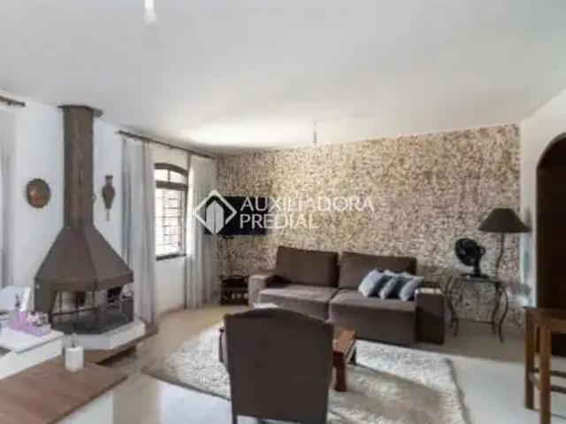 Casa / Sobrado em Condomínio para Locação em Porto Alegre/RS São João 3 Quartos