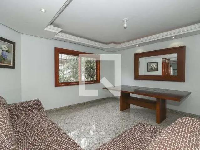 Casa / Sobrado em Condomínio para Locação em Porto Alegre/RS Sarandi 5 Quartos