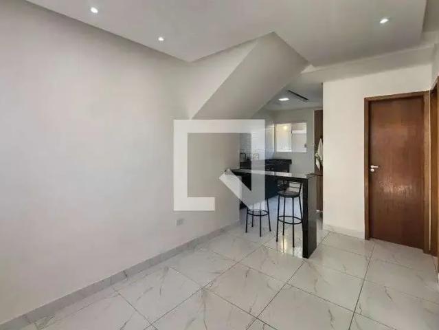 Casa / Sobrado em Condomínio para Locação em Praia Grande/SP Vila Antártica 2 Quartos
