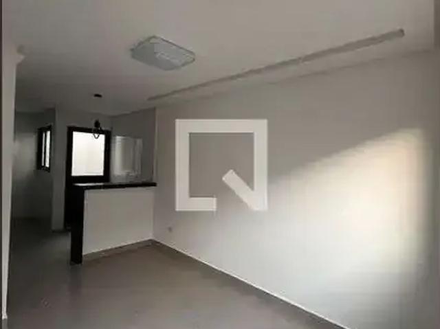 Casa / Sobrado em Condomínio para Locação em Praia Grande/SP Vila Caiçara 2 Quartos