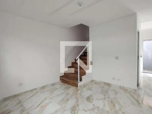 Casa / Sobrado em Condomínio para Locação em Praia Grande/SP Vilamar 2 Quartos