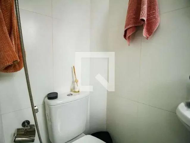 Casa / Sobrado em Condomínio para Locação em Praia Grande/SP Vilamar 2 Quartos