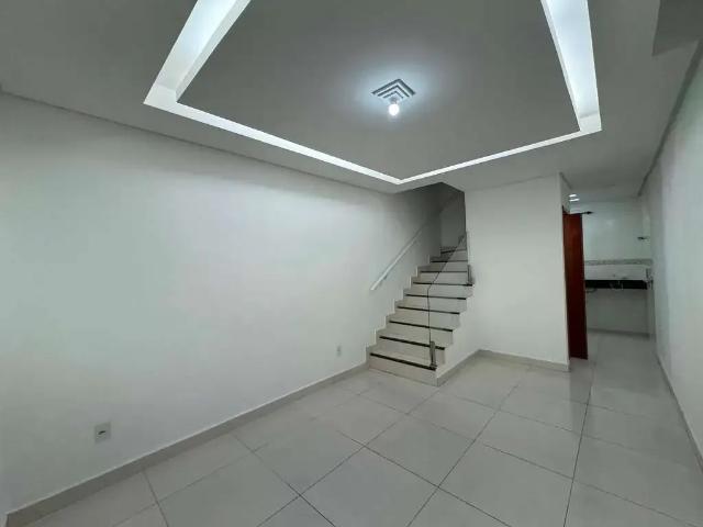 Casa / Sobrado em Condomínio para Locação em Praia Grande/SP Vilamar 2 Quartos