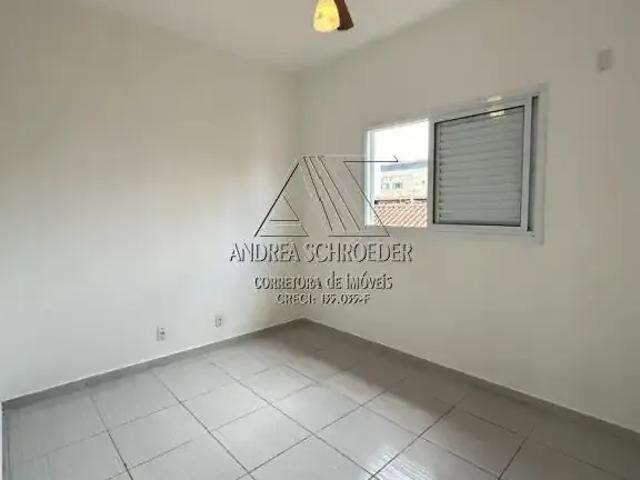 Casa / Sobrado em Condomínio para Locação em Praia Grande/SP Aviação 3 Quartos