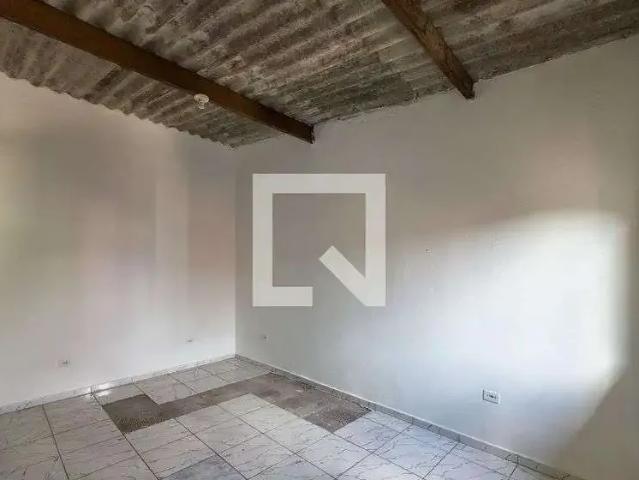 Casa / Sobrado em Condomínio para Locação em Praia Grande/SP Balneário Maracanã 2 Quartos