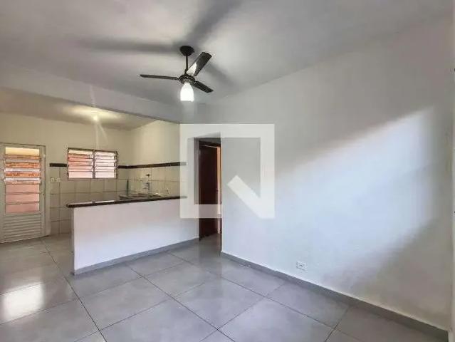 Casa / Sobrado em Condomínio para Locação em Praia Grande/SP Cidade Ocian 2 Quartos