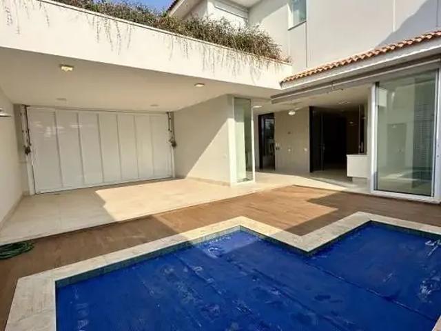 Casa / Sobrado em Condomínio para Locação em Presidente Prudente/SP Parque Residencial Damha III 4 Quartos