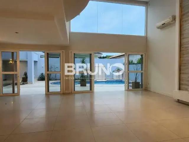 Casa / Sobrado em Condomínio para Locação em Resende/RJ Morada da Colina 4 Quartos