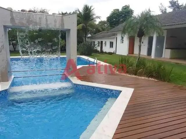 Casa / Sobrado em Condomínio para Locação em Rio de Janeiro/RJ Barra da Tijuca 4 Quartos