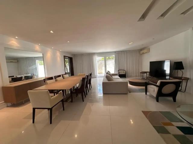Casa / Sobrado em Condomínio para Locação em Rio de Janeiro/RJ Barra da Tijuca 4 Quartos