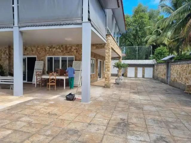 Casa / Sobrado em Condomínio para Locação em Rio de Janeiro/RJ Barra da Tijuca 4 Quartos