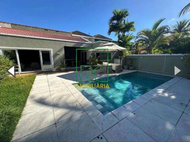 Casa / Sobrado em Condomínio para Locação em Rio de Janeiro/RJ Barra da Tijuca 4 Quartos