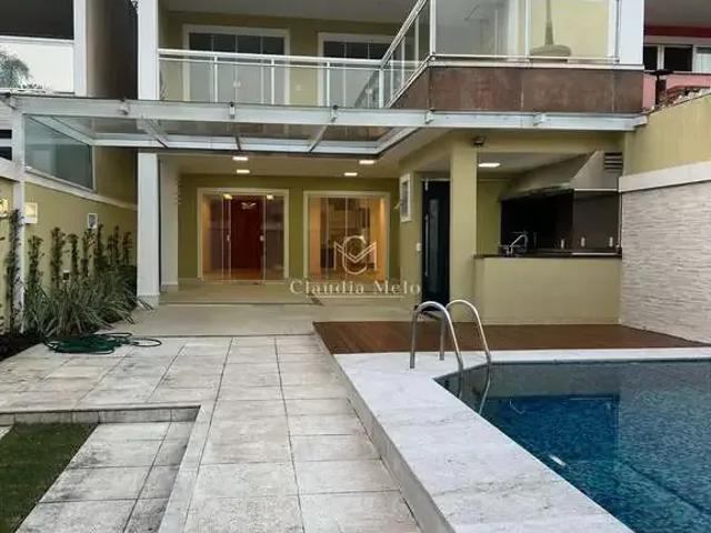 Casa / Sobrado em Condomínio para Locação em Rio de Janeiro/RJ Barra da Tijuca 4 Quartos