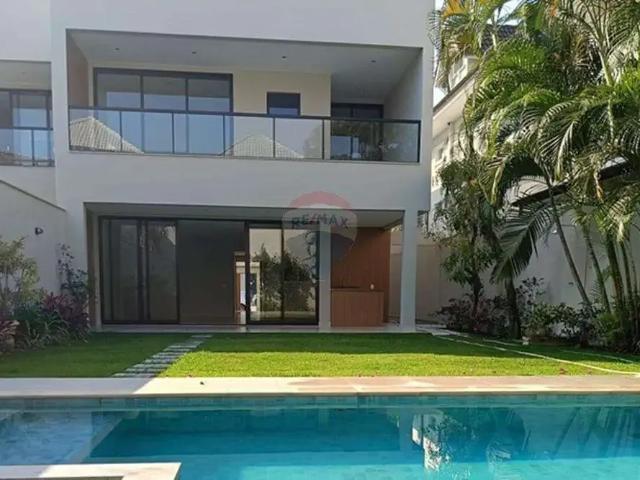 Casa / Sobrado em Condomínio para Locação em Rio de Janeiro/RJ Barra da Tijuca 4 Quartos