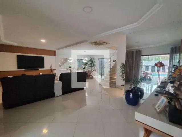 Casa / Sobrado em Condomínio para Locação em Rio de Janeiro/RJ Barra da Tijuca 4 Quartos