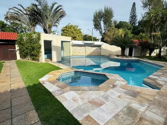 Casa / Sobrado em Condomínio para Locação em Rio de Janeiro/RJ Barra da Tijuca 4 Quartos