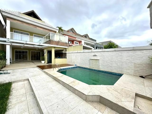 Casa / Sobrado em Condomínio para Locação em Rio de Janeiro/RJ Barra da Tijuca 4 Quartos