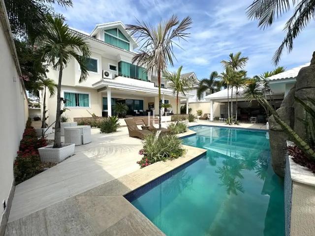 Casa / Sobrado em Condomínio para Locação em Rio de Janeiro/RJ Barra da Tijuca 5 Quartos