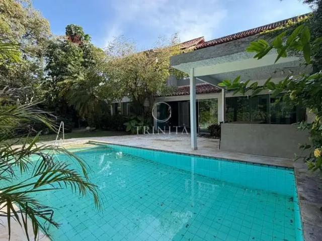 Casa / Sobrado em Condomínio para Locação em Rio de Janeiro/RJ Barra da Tijuca 5 Quartos