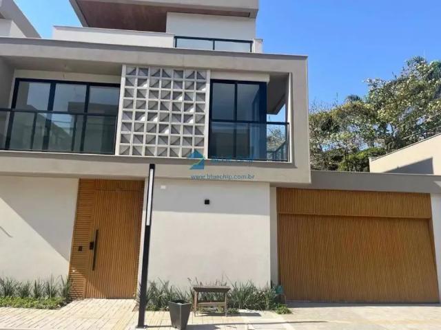 Casa / Sobrado em Condomínio para Locação em Rio de Janeiro/RJ Barra da Tijuca 5 Quartos