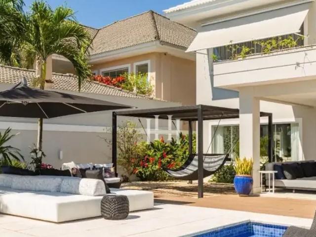 Casa / Sobrado em Condomínio para Locação em Rio de Janeiro/RJ Barra da Tijuca 5 Quartos