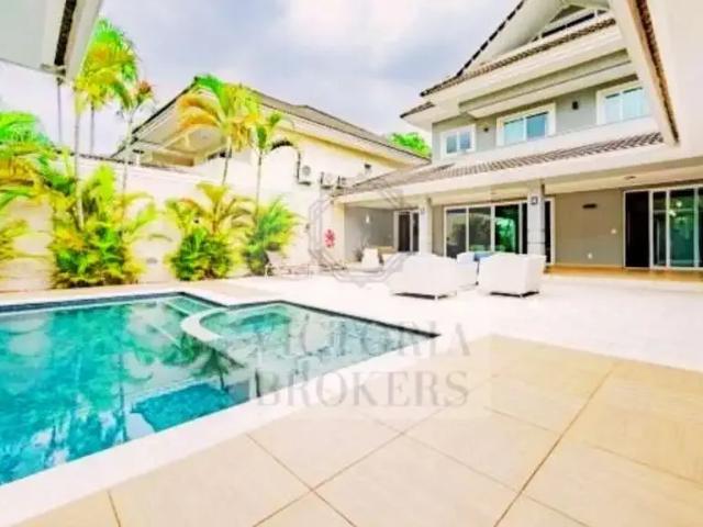 Casa / Sobrado em Condomínio para Locação em Rio de Janeiro/RJ Barra da Tijuca 5 Quartos