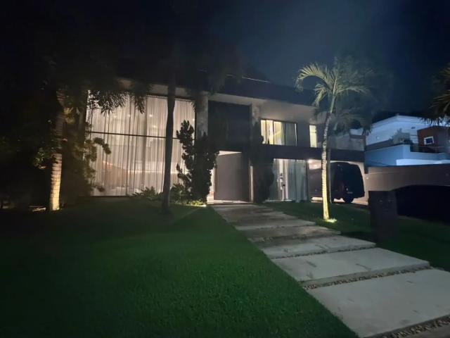Casa / Sobrado em Condomínio para Locação em Rio de Janeiro/RJ Barra da Tijuca 5 Quartos