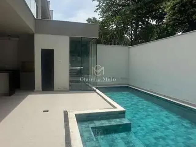 Casa / Sobrado em Condomínio para Locação em Rio de Janeiro/RJ Barra da Tijuca 5 Quartos