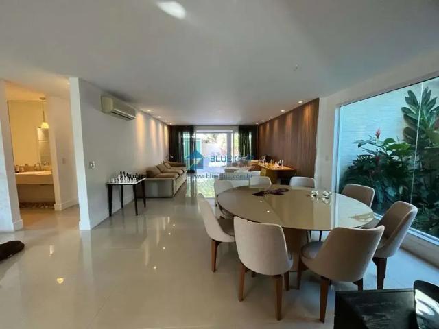 Casa / Sobrado em Condomínio para Locação em Rio de Janeiro/RJ Barra da Tijuca 6 Quartos