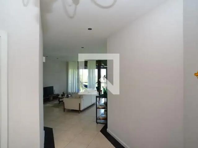 Casa / Sobrado em Condomínio para Locação em Rio de Janeiro/RJ Barra da Tijuca 6 Quartos