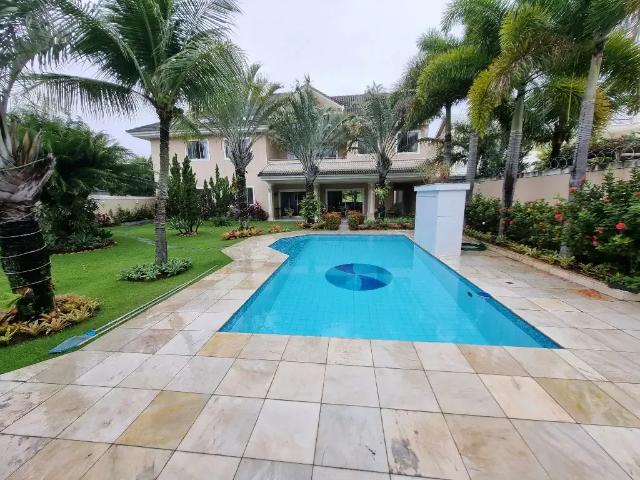 Casa / Sobrado em Condomínio para Locação em Rio de Janeiro/RJ Barra da Tijuca 6 Quartos