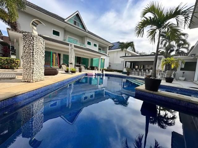 Casa / Sobrado em Condomínio para Locação em Rio de Janeiro/RJ Barra da Tijuca 6 Quartos
