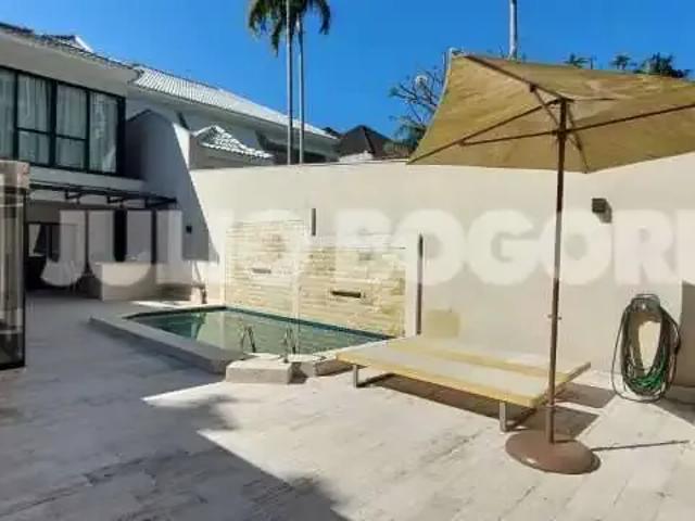 Casa / Sobrado em Condomínio para Locação em Rio de Janeiro/RJ Barra da Tijuca 3 Quartos