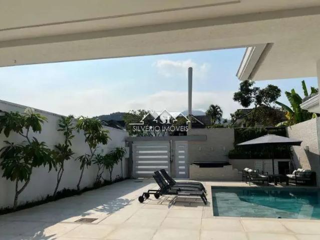 Casa / Sobrado em Condomínio para Locação em Rio de Janeiro/RJ Barra da Tijuca 3 Quartos