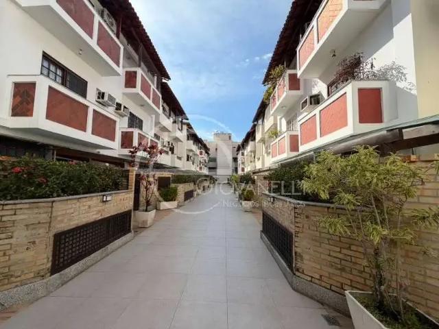 Casa / Sobrado em Condomínio para Locação em Rio de Janeiro/RJ Barra da Tijuca 3 Quartos