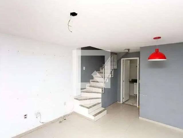 Casa / Sobrado em Condomínio para Locação em Rio de Janeiro/RJ Bento Ribeiro 3 Quartos