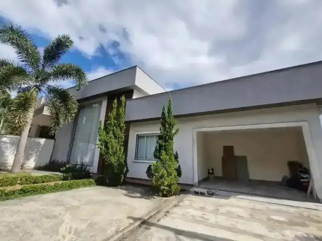 Casa / Sobrado em Condomínio para Locação em Rio de Janeiro/RJ Campo Grande 4 Quartos