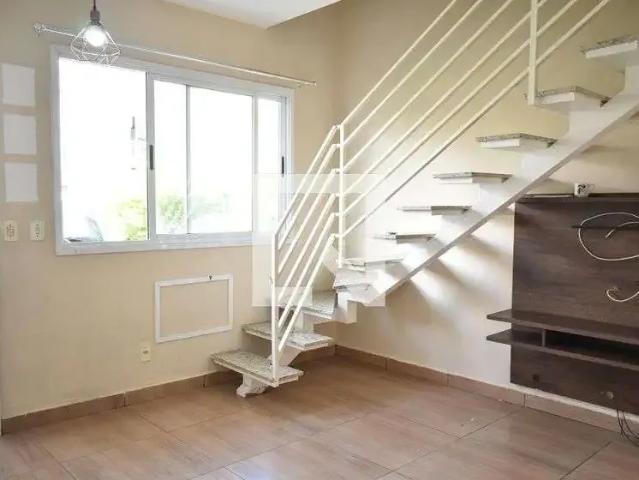 Casa / Sobrado em Condomínio para Locação em Rio de Janeiro/RJ Campo Grande 2 Quartos