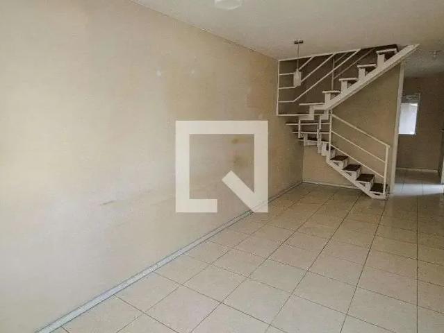 Casa / Sobrado em Condomínio para Locação em Rio de Janeiro/RJ Campo Grande 2 Quartos
