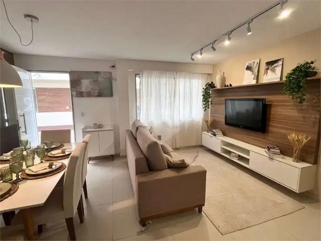 Casa / Sobrado em Condomínio para Locação em Rio de Janeiro/RJ Campo Grande 3 Quartos